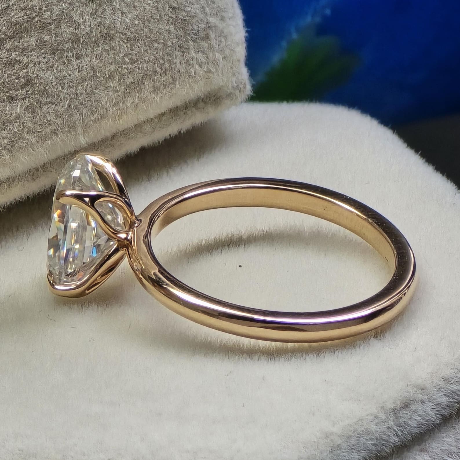Tulip Setting 2CT Oval Cut Engagement Ring, Oval Solitaire Moissanite ...