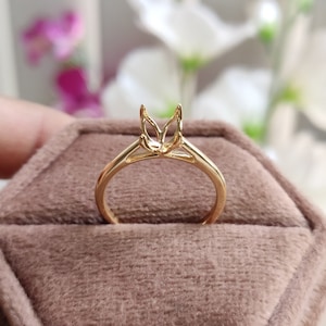 Tulip Setting Engagement Ring, Vintage Flower Cathedral Setting ...