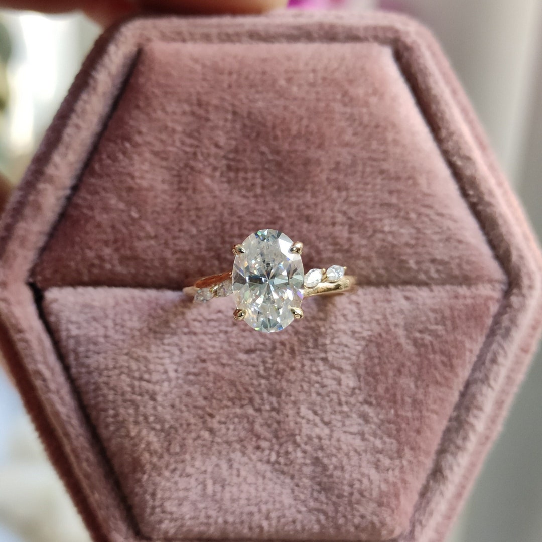 Antique Oval Cut Moissanite Engagement Ring With Pave Bridge Diamond ...