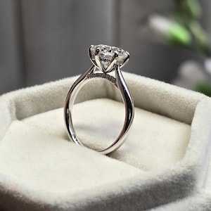 Hidden Halo 2ct Round Cut Cathedral Set Moissanite Engagement Ring, 14k ...