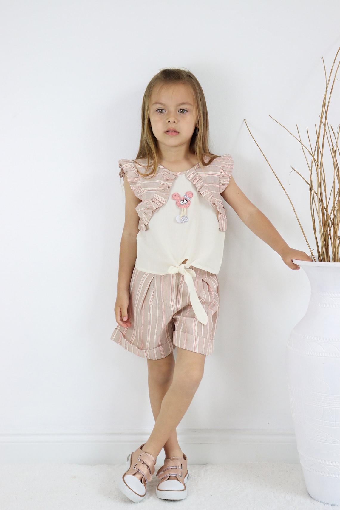 Girls' Blouse and Shorts Set With Ruffle Detailed Accessories - Etsy