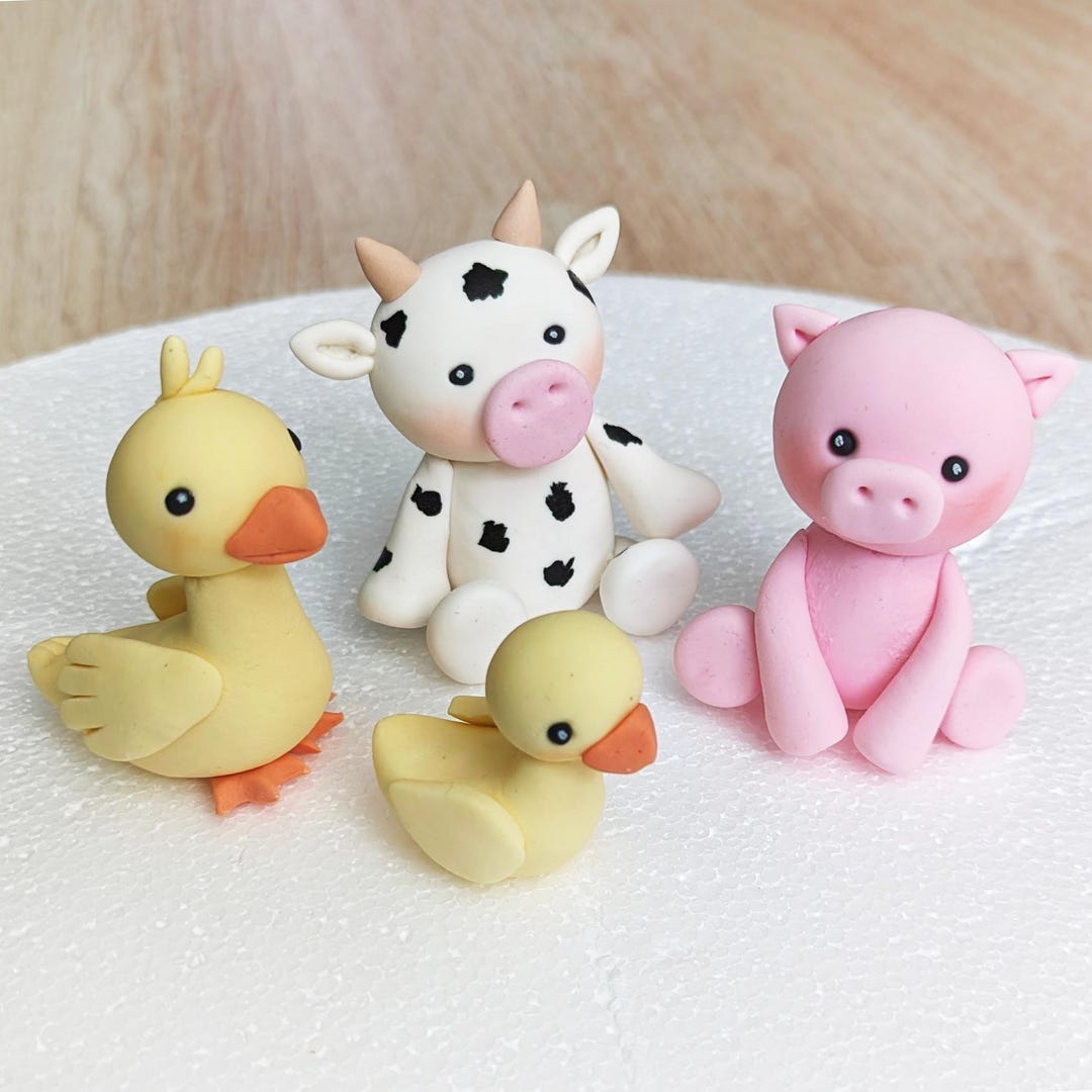 Edible Farm Animals Cake Toppers, a Set of Four. Cow, Pig, Duck, and ...