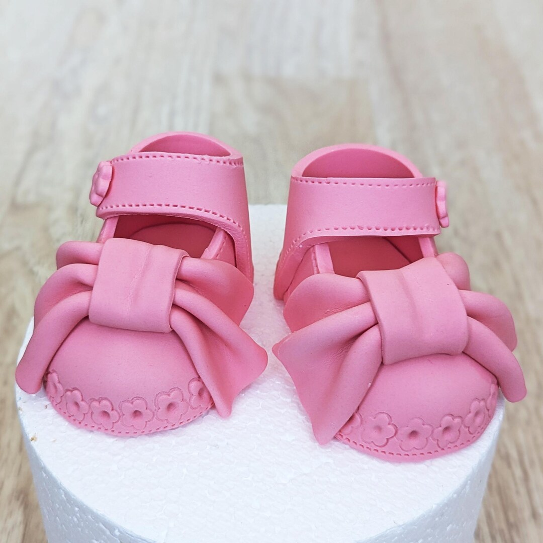 Edible Baby Booties/shoes Cake Topper. Perfect for a Baby Shower or ...