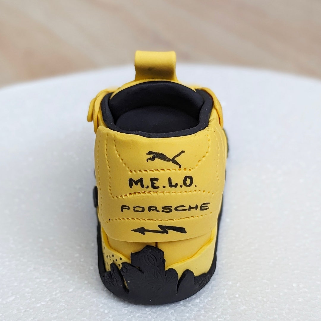 Edible Sneaker/trainer/shoe Cake Topper. - Etsy