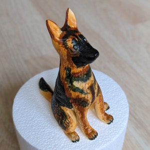 Edible German Shepherd Cake Topper. Fondant/gum Paste German Shepherd ...
