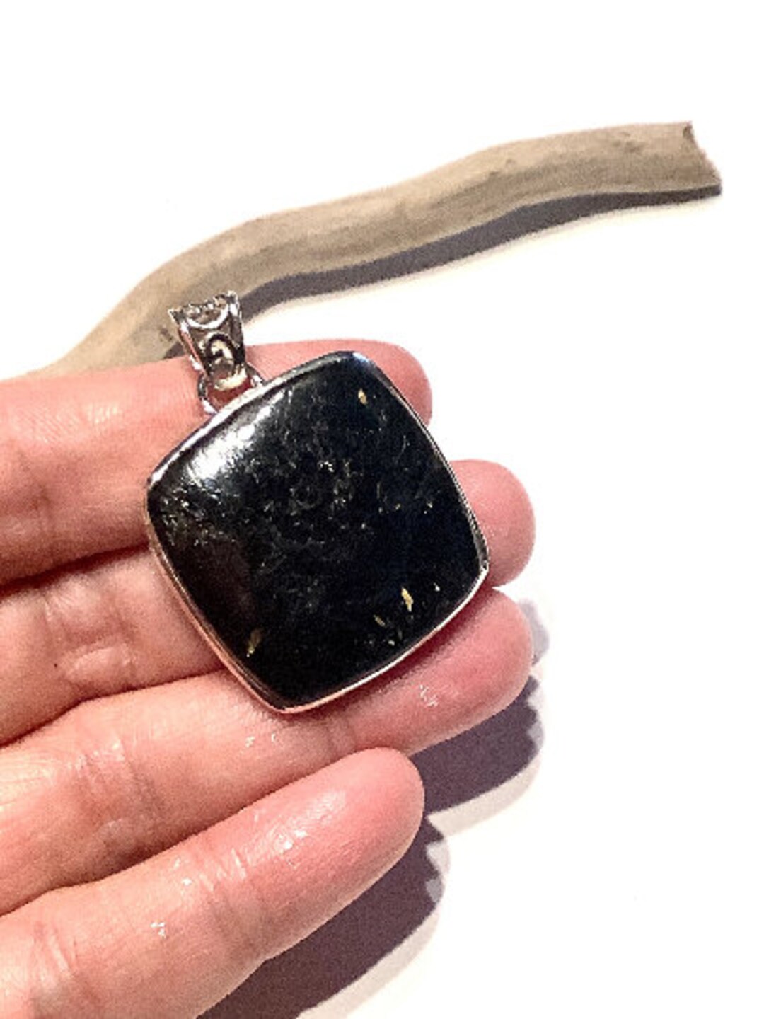 NUUMMITE CRYSTAL NECKLACE Authentic Nuummite From Greenland With ...