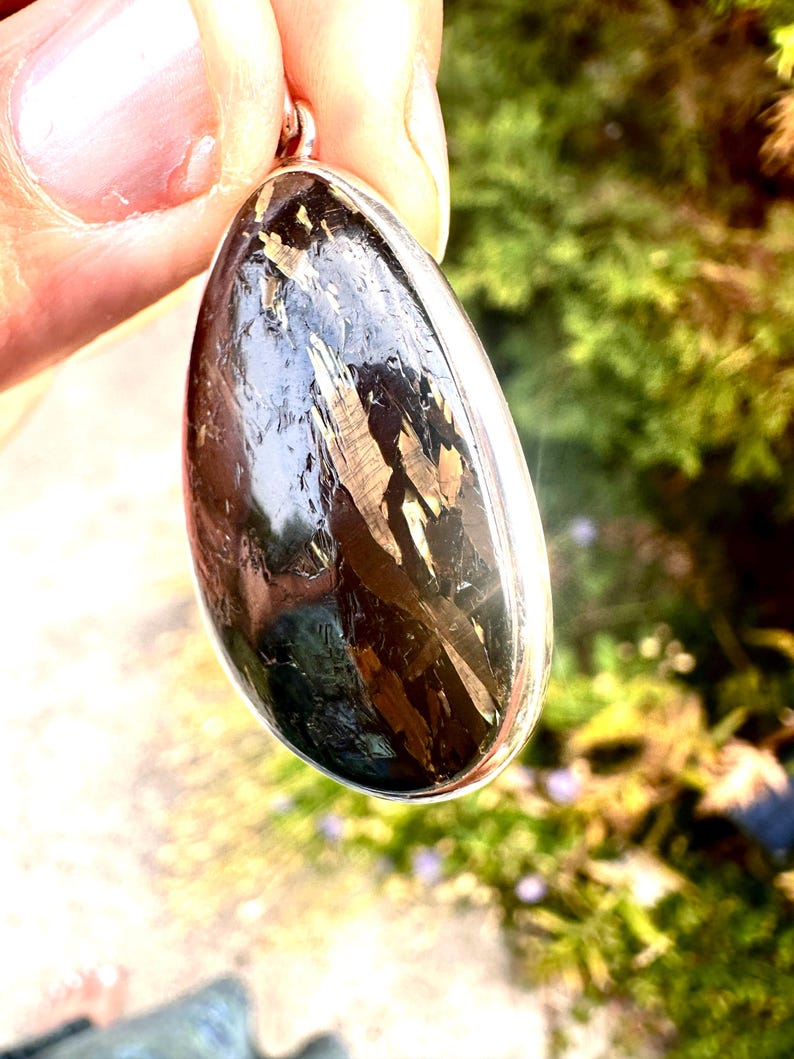 Nuummite Necklace From Greenland. Rare Authentic Protection Stone - Etsy