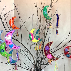 Mexican Felt Moon, Folk Art Appliqués, Decorations for Cinco De Mayo ...