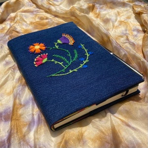 Floral Design, Hand Embroidered Journal, Reusable Cover, A5 Planning ...