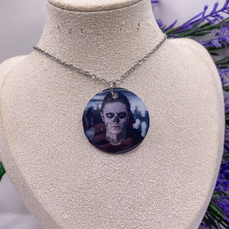 Evan Peters AMERICAN HORROR STORY Necklace Normal People Scare Me ...