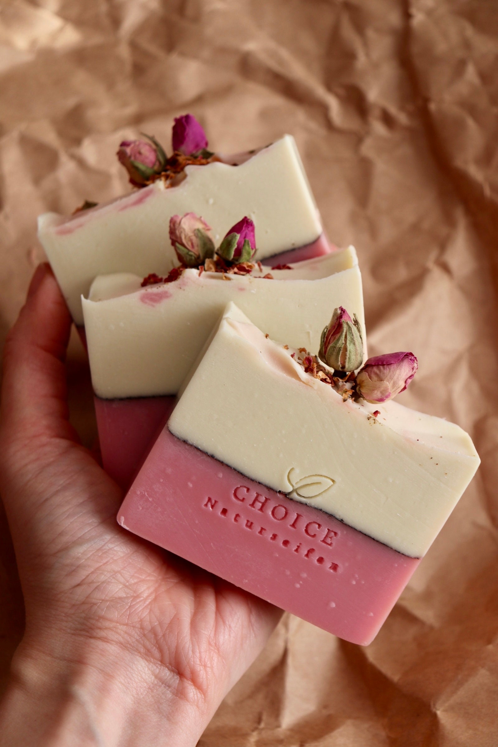 Naturseife Mint Rose mit Ylang-Ylang-und Pfefferminzöl, vegan ...