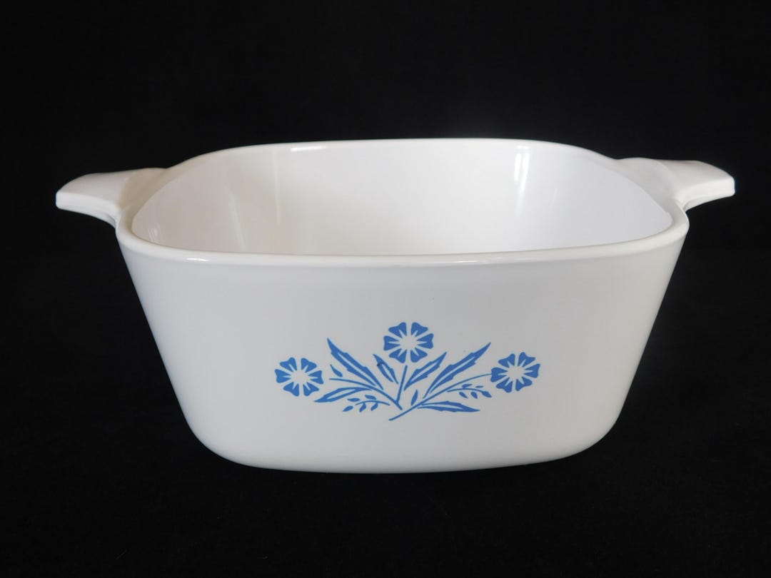 Vintage Corning Ware, Casserole Dish, Small, Cornflower, 22 Ounce, Made ...