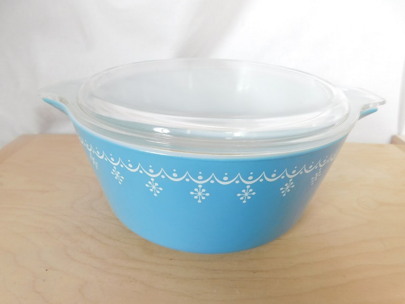 Vintage Pyrex Casserole Dish Dish With Lid Blue Garland - Etsy