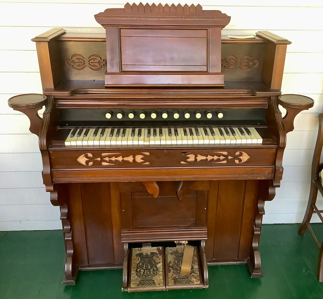 1890-1900 Antique Pump Organ by Chicago Cottage Organ Co. Beautiful ...