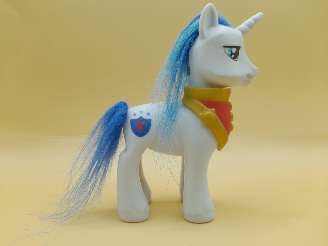 My Little Pony Shining Armor wedding Castle-2012 - Etsy