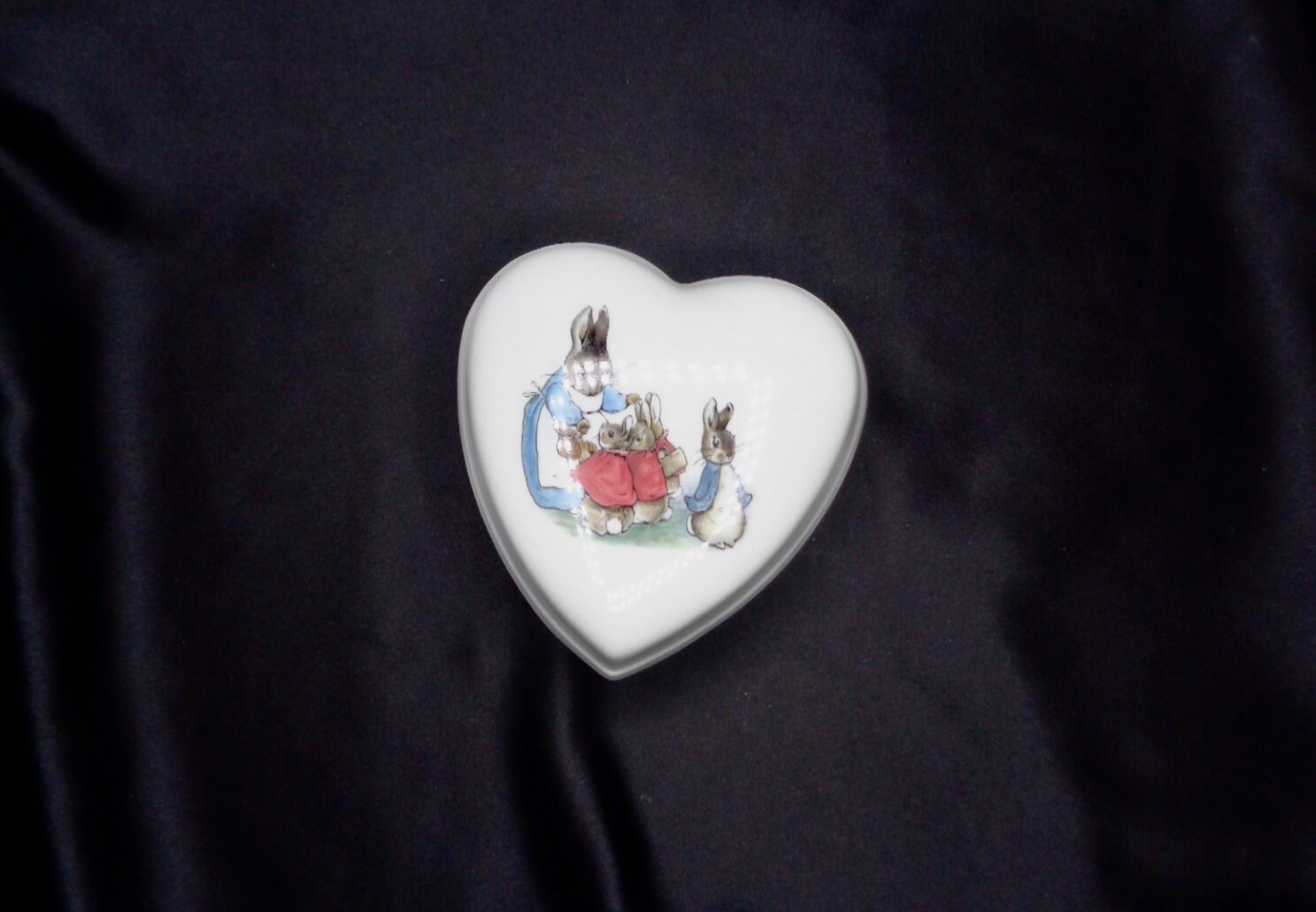 Peter Rabbit Porcelain Box Made in England by Wedgwood and Barlaston - Etsy