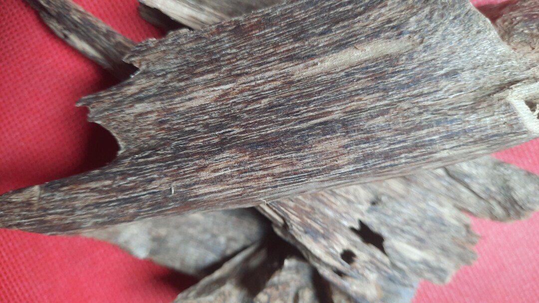 Kalimantan Super Gread Agarwood : A Natural Fragrance Favorite in the ...