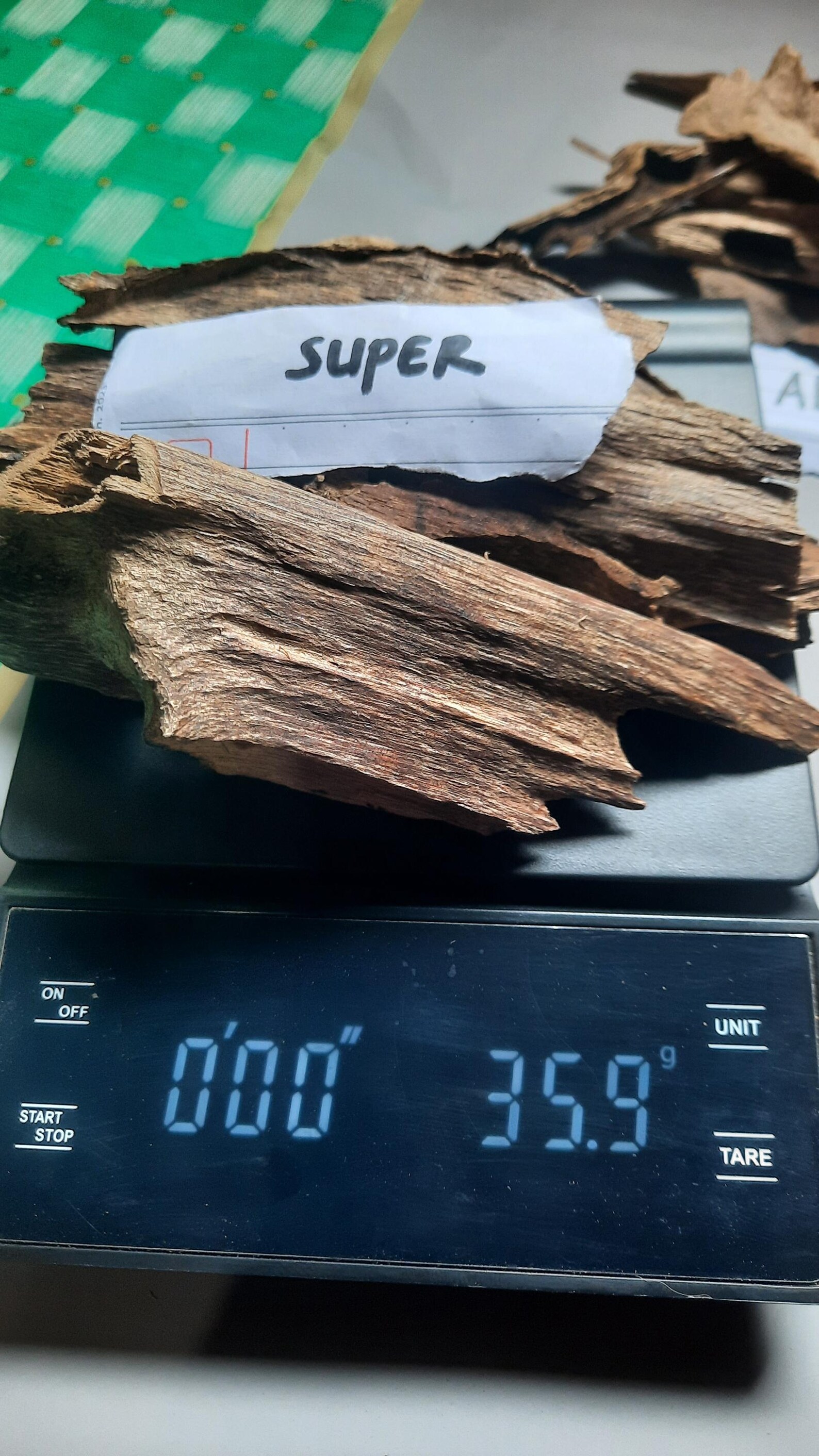 4 Grades Authentic Natural Oud Wood Kalimantan - Etsy