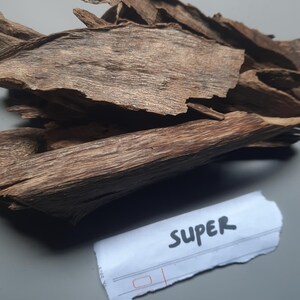 4 Grades Authentic Natural Oud Wood Kalimantan - Etsy