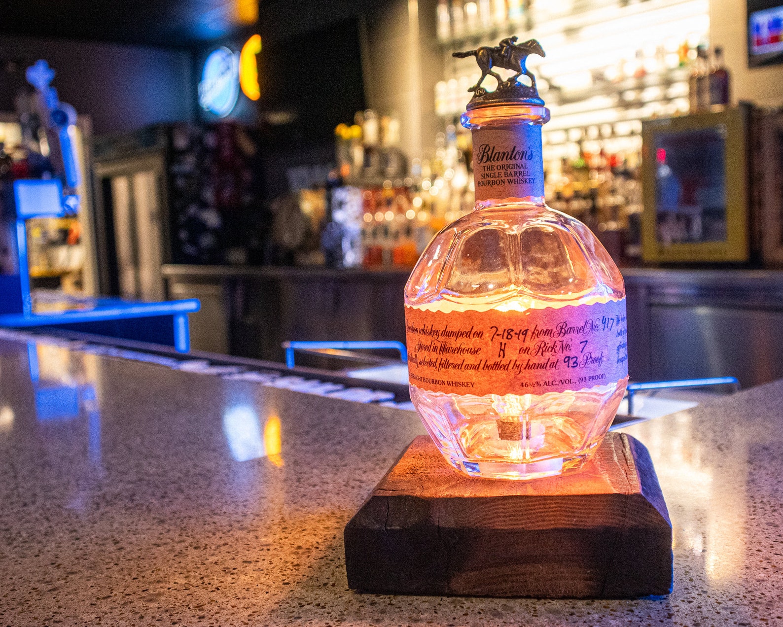 Horse Topper Bourbon Whiskey Lamp | Bourbon Gifts | Whiskey Decor | Man ...