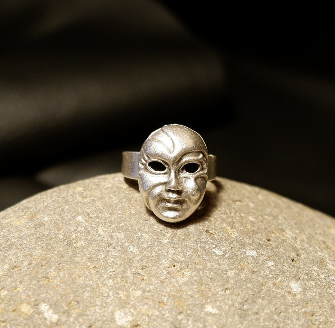MASK RING - Face Ring • Unique Ring • Statement Ring • Chunky Ring ...