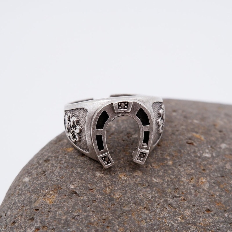 Horse Shoe Ring - Etsy