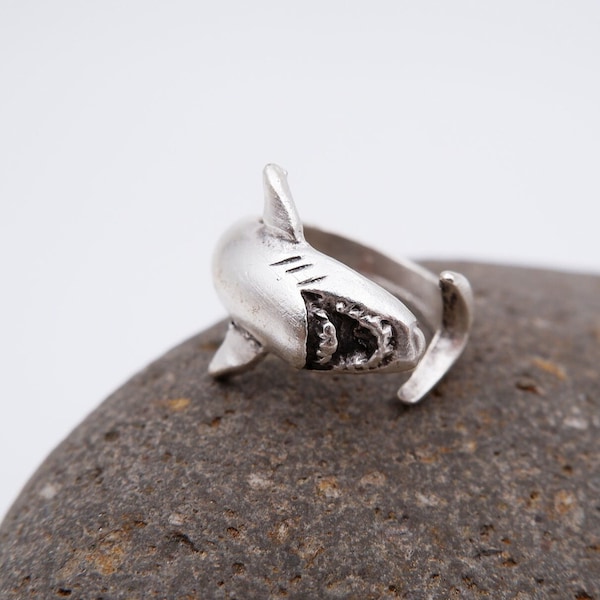 Shark Ring - Etsy