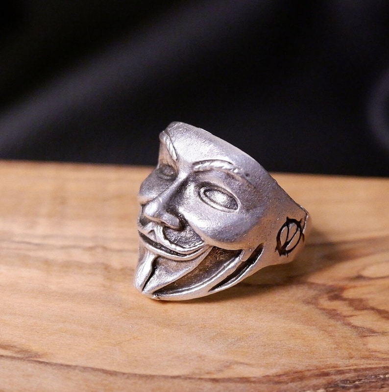 V for Vendetta Mask Ring - Silver Plated Guy Fawkes Ring, Adjustable ...