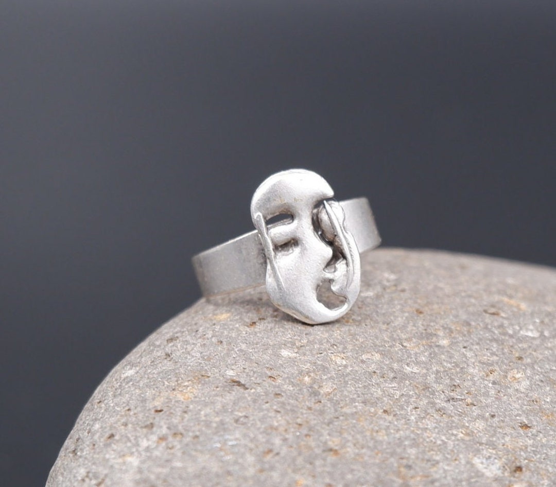 MINIMALIST FACE RING - Unique Mini Ring • Statement Ring • Face Rings ...