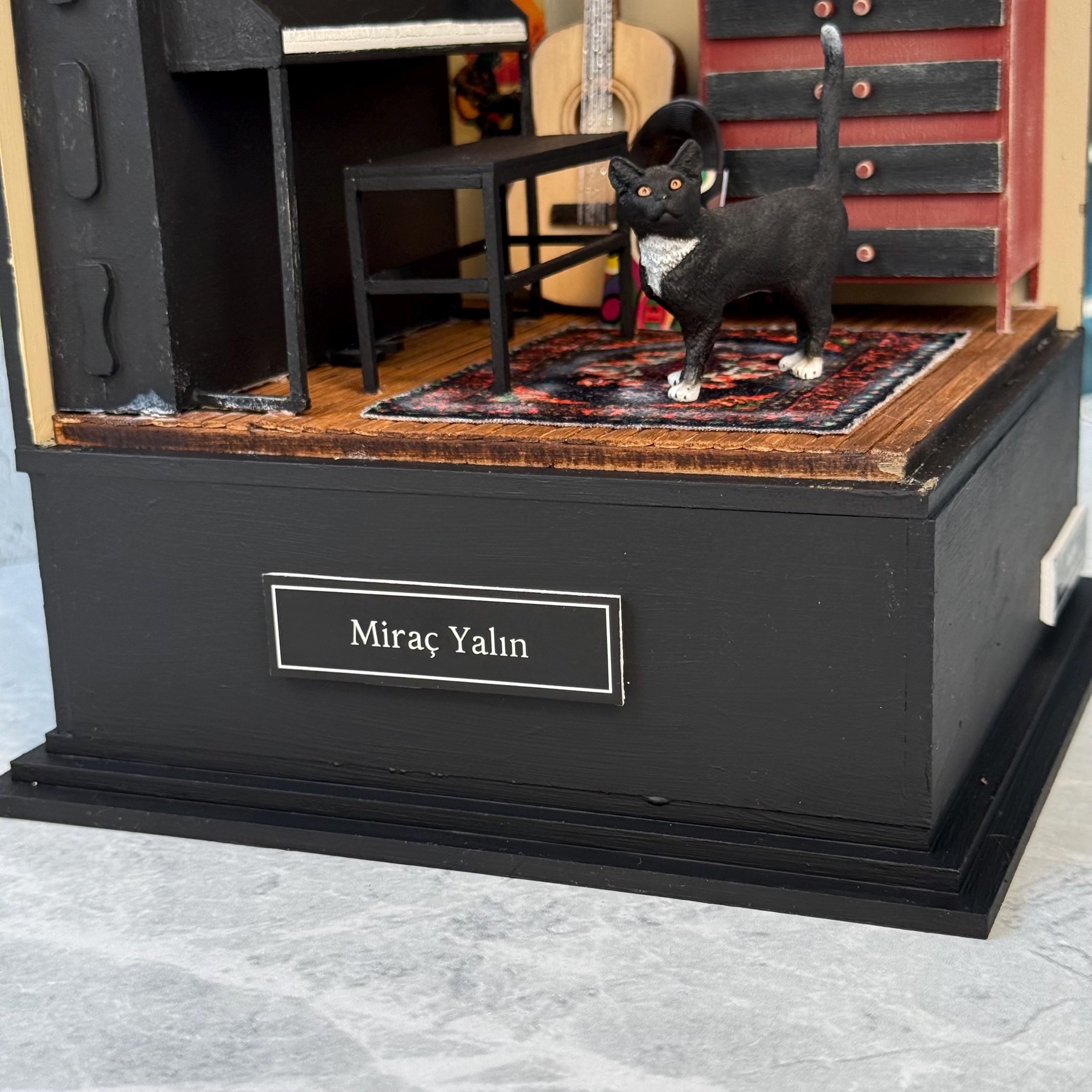 Custom Miniature Music Room Gift – Personalized Record Player Diorama ...