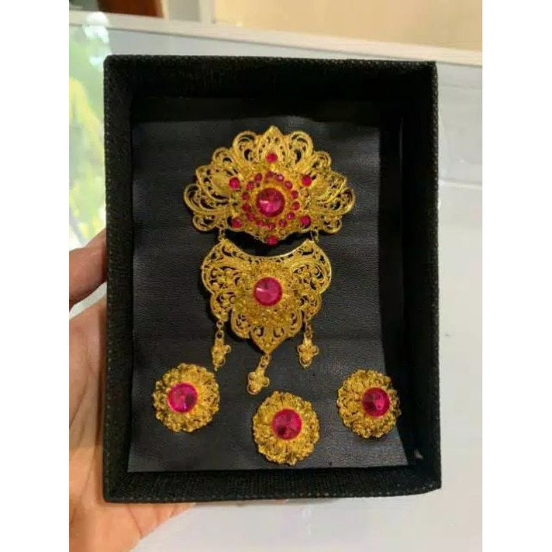 Brooch | Accessories Brooch | Kebaya Brooch | Indonesian Kebaya | Bali ...
