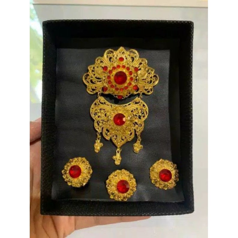 Brooch | Accessories Brooch | Kebaya Brooch | Indonesian Kebaya | Bali ...