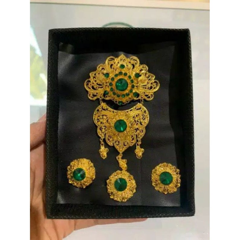 Brooch | Accessories Brooch | Kebaya Brooch | Indonesian Kebaya | Bali ...