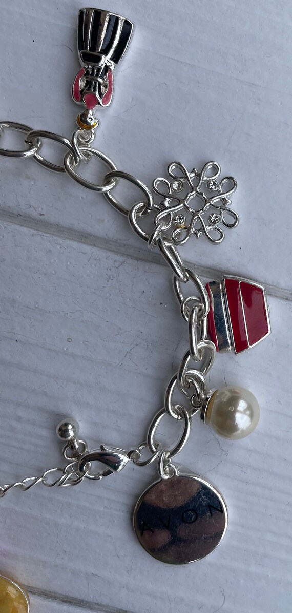 Vintage Avon 125 anniversary collection charm bracelet - Gem