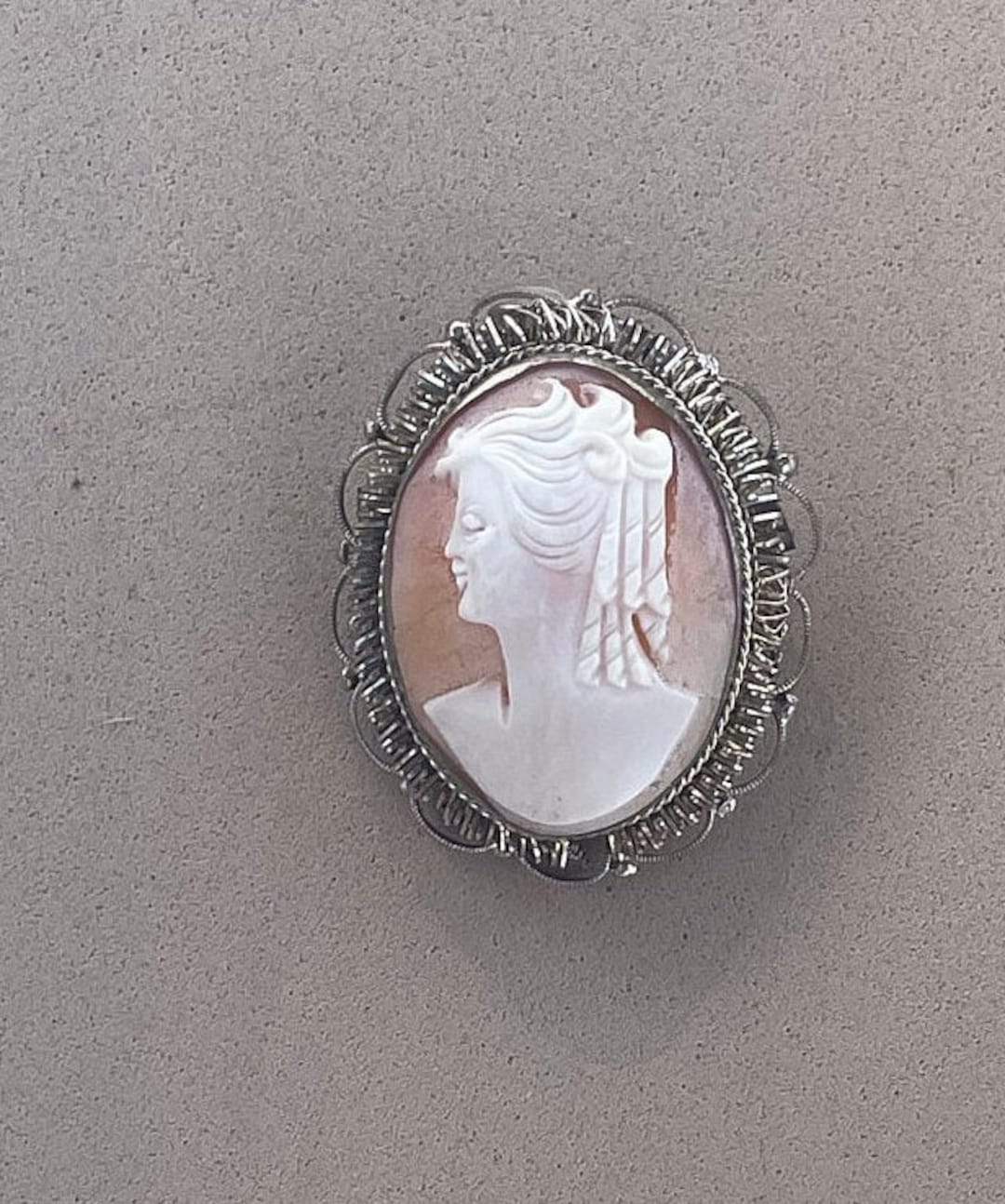 Vintage Shell Cameo Brooch / Pendant - Etsy