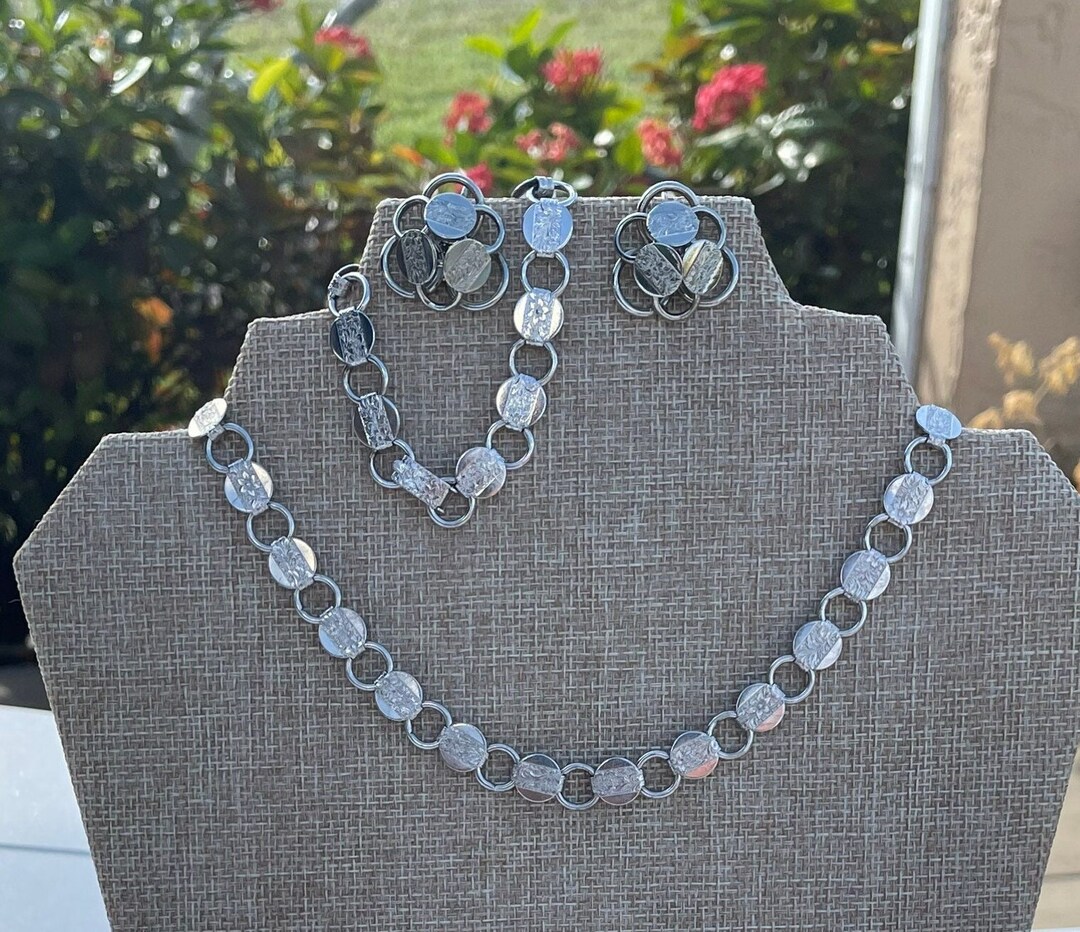 Vintage Floral Sarah Coventry Jewelry Set - Etsy