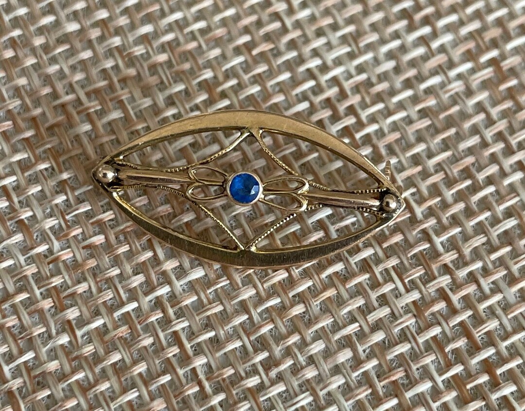 Vintage Tiny 10k Gold Blue Sapphire Pin - Etsy