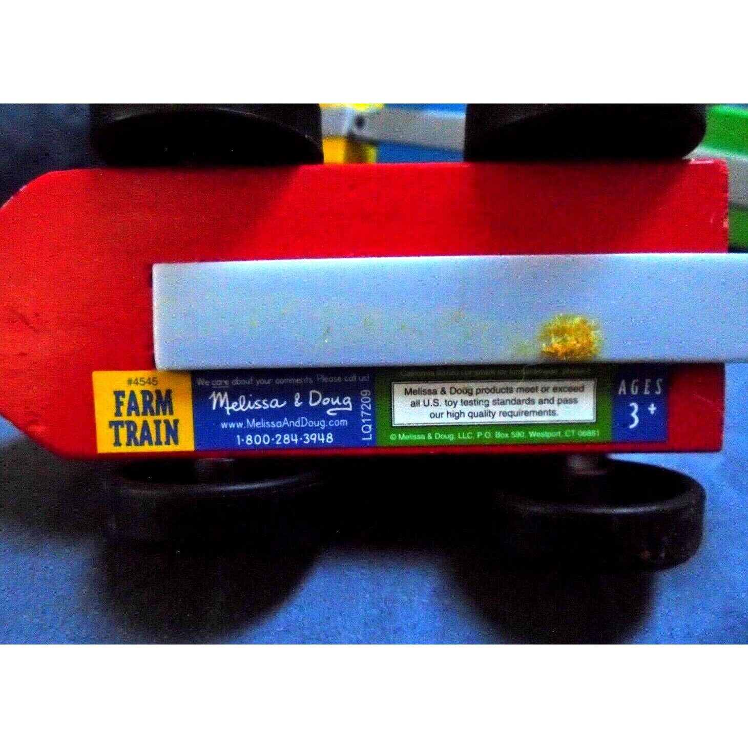 Melissa & Doug Wooden Farm Train Set With 3 Linking Cars and Steam ...