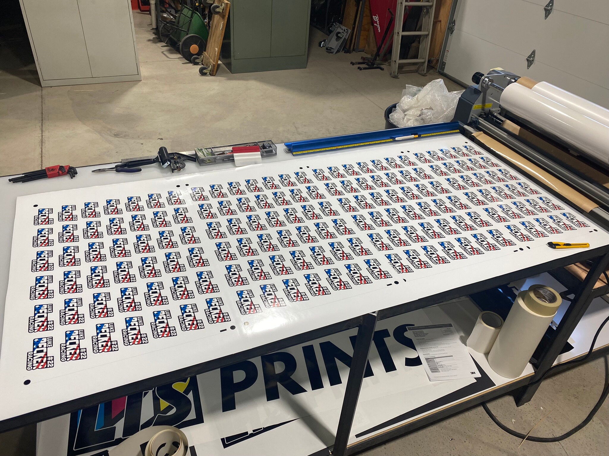 100 Contour Cut Stickers (your Design) - Etsy