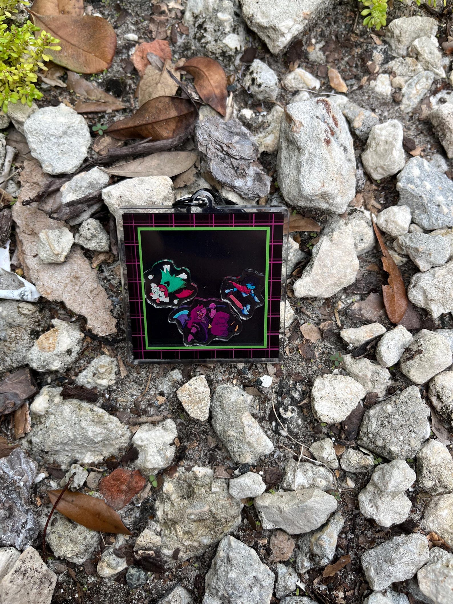 B Grade Sale - Deltarune - Battlebox Shaker Keychain - Kris, Ralsei ...