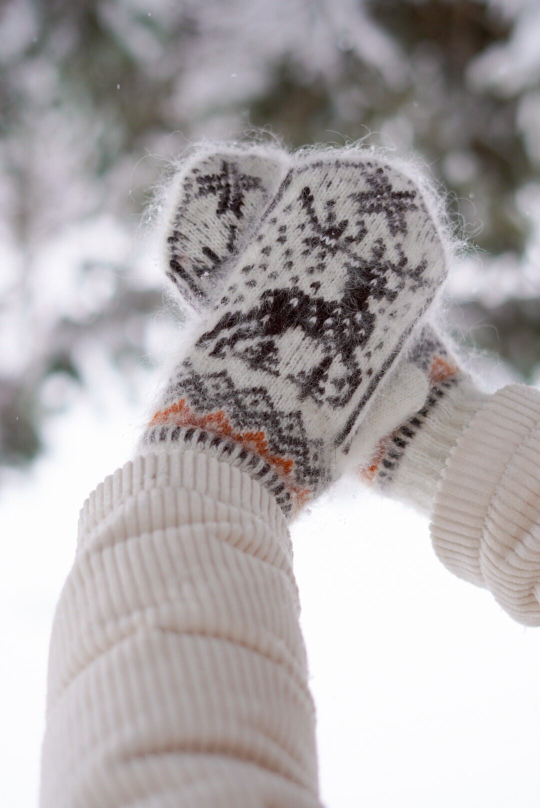 Goat Down Mittens, 100% Handmade, Deer, Soft, Eco-responsible Product ...