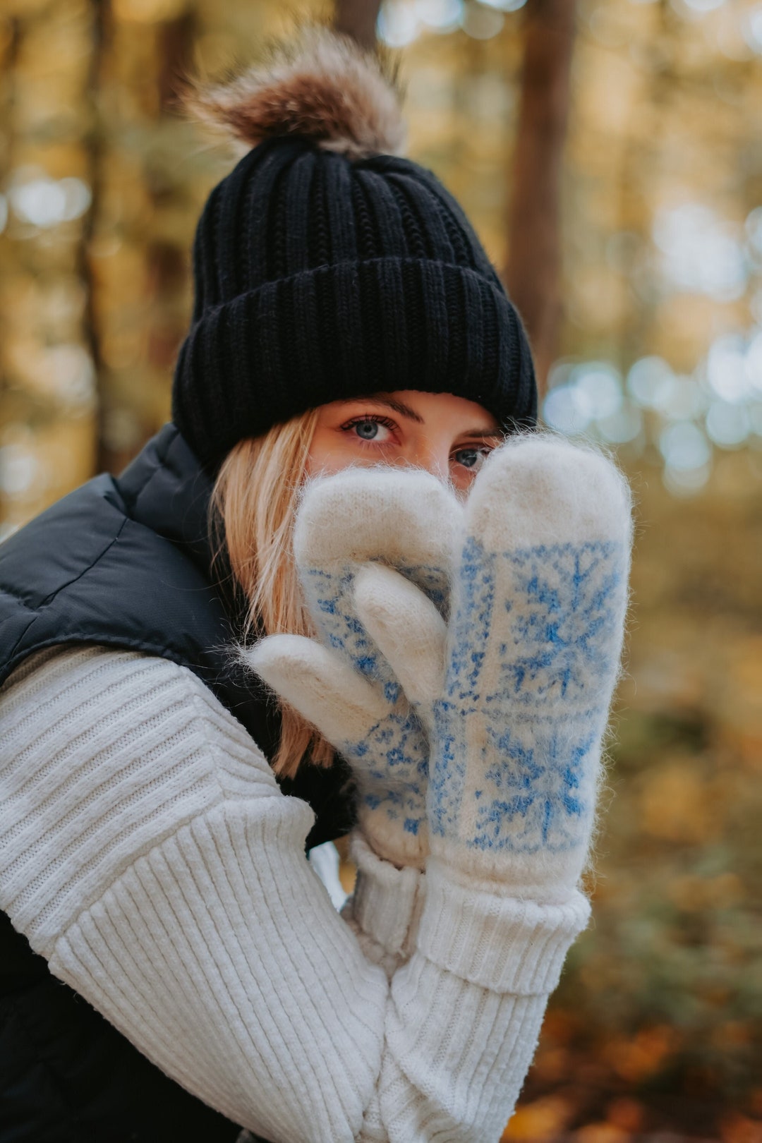 Goat Down Mittens, Snowflakes, 100% Handmade, Soft, Eco-responsible and ...
