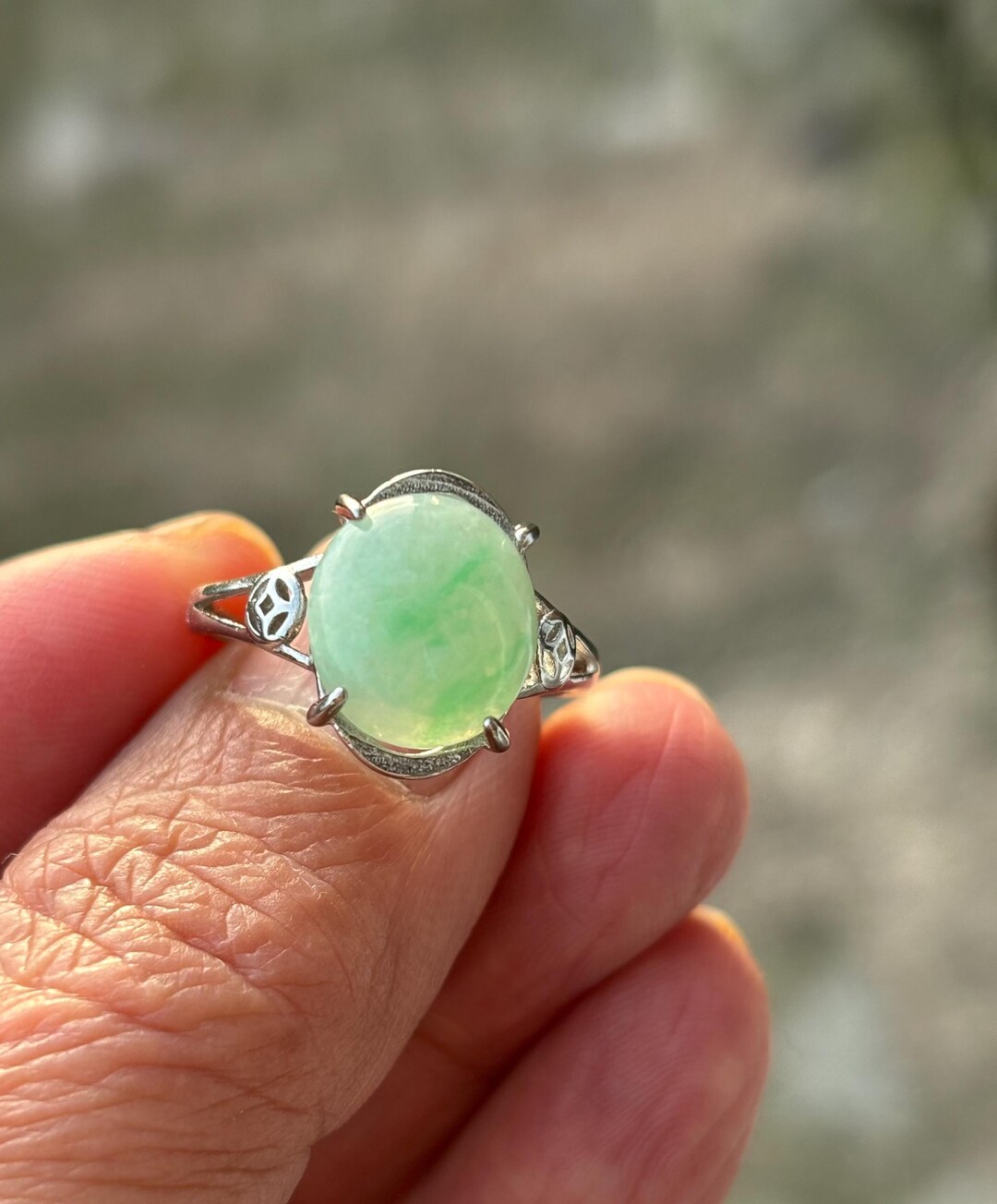 Luminous Glows Green/ Icy Glassy Green Jade Translucent Imperial Jade Ring Burma Untreated ...