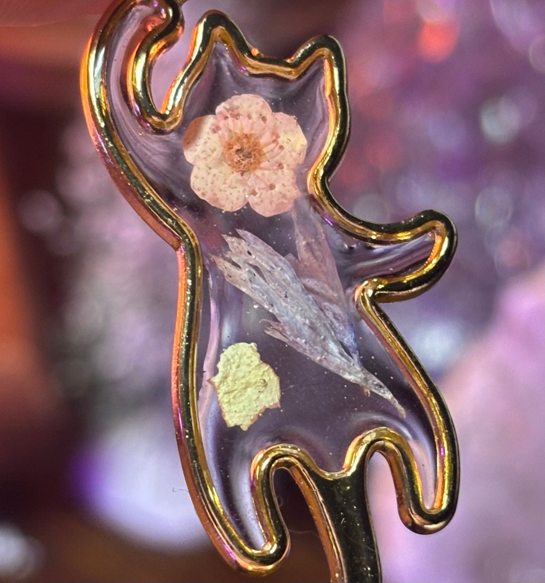 Gold-colored Cat Necklace, Real Pressed Flower Necklace, Mother's Day ...