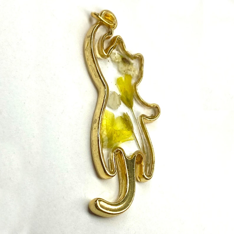Gold-colored Cat Necklace, Real Pressed Flower Necklace, Mother's Day ...
