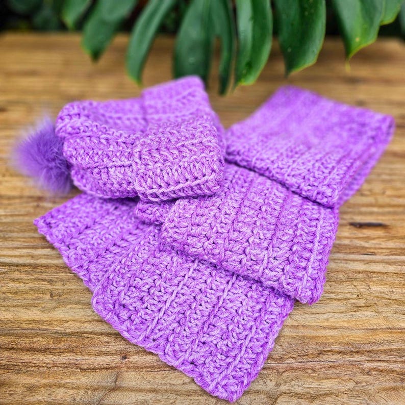 Beginner Crochet Hat & Scarf Pattern, Chunky Yarn, One Row Repeat (PDF ...