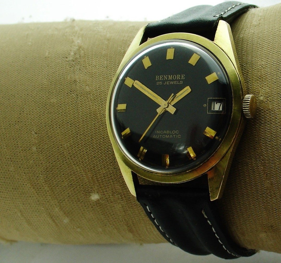 Striking Automatic Vintage Watch 60's Goldplated C-shape Model Choice ...