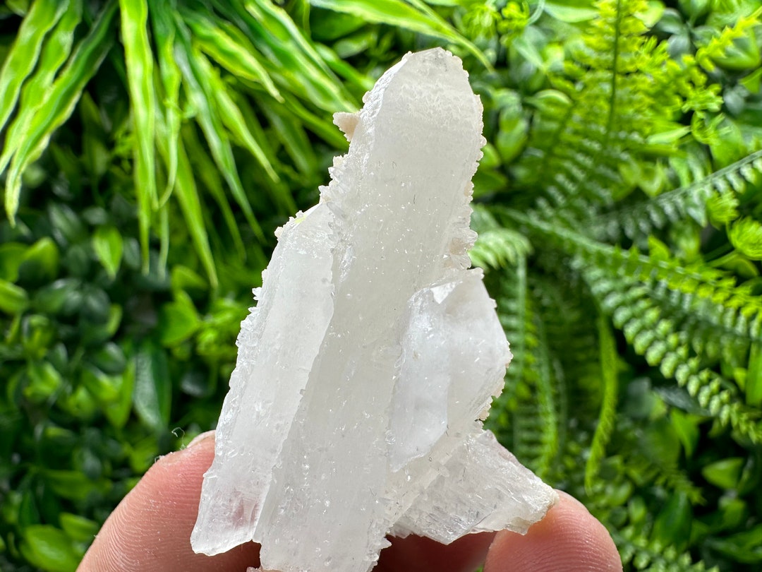 Stunning Milky Quartz Whit Chalcopyrite and Calcite Natural Minerals ...
