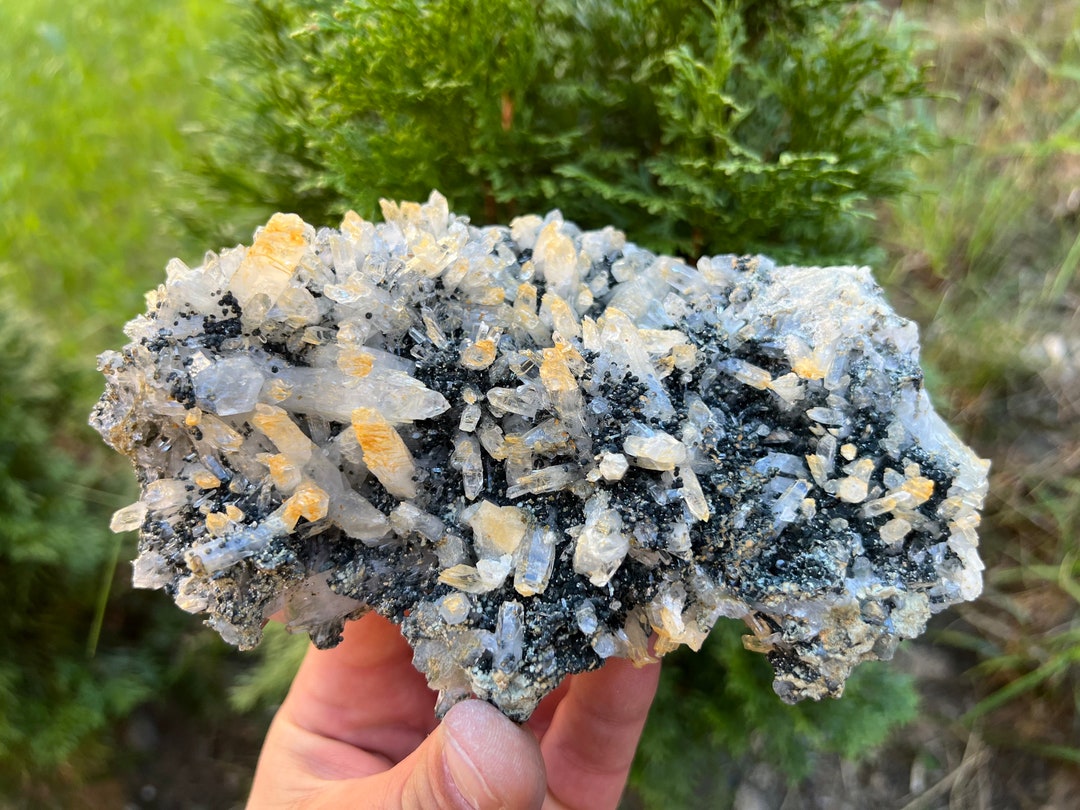 Lovely Piece Transparent Quartz Whit Chlorite and Gems Sphalerite ...