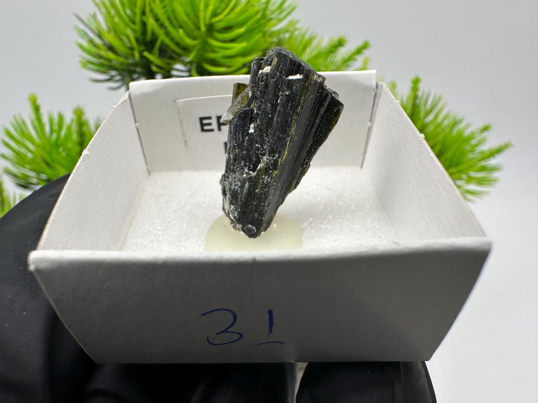 Very Rare Epidote From Peru,stunning Green Epidote,wholesale Epidote ...